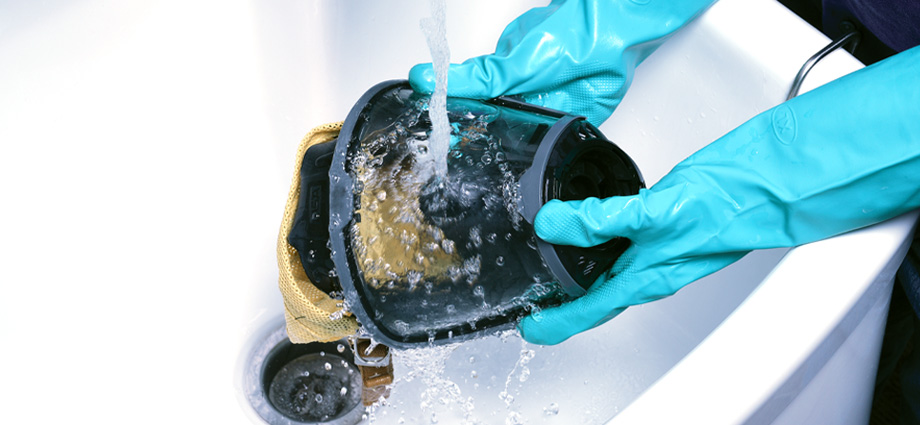 How to Clean the MSA G1™ Facepiece - The Scene